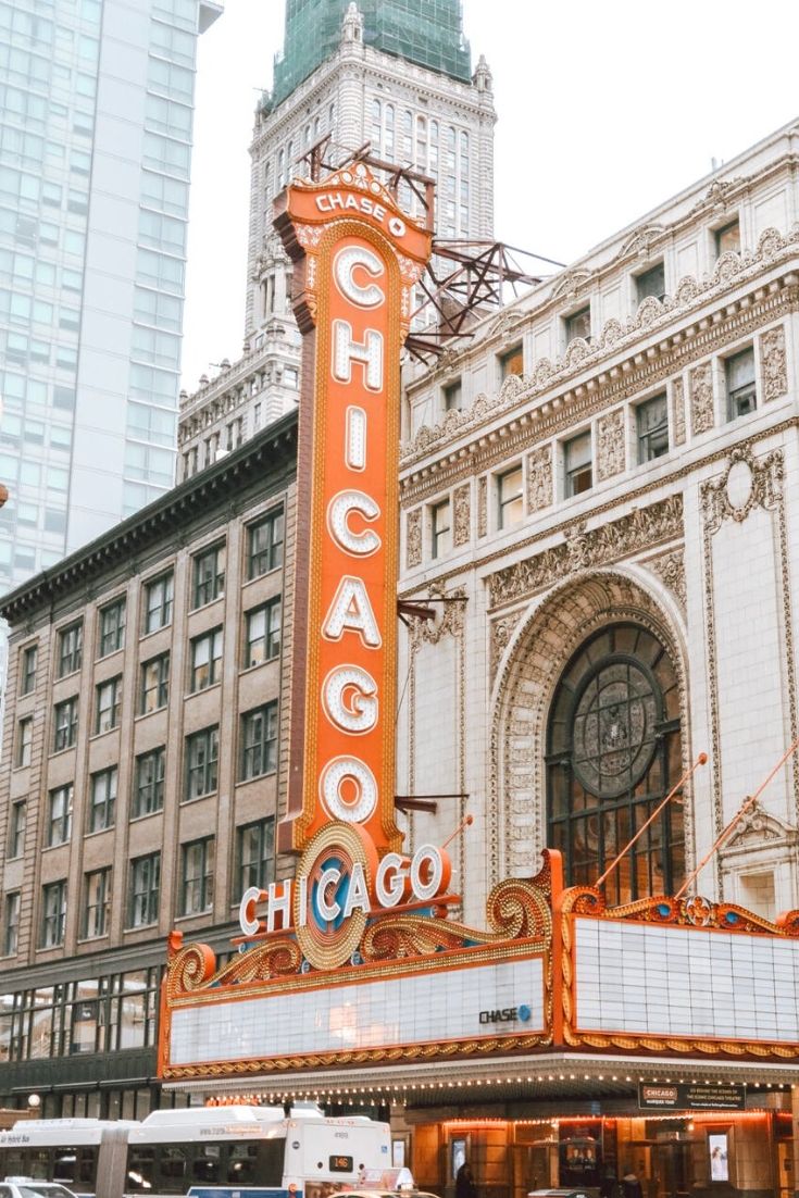 10 Reasons To Visit Chicago In The Winter - Mint Notion